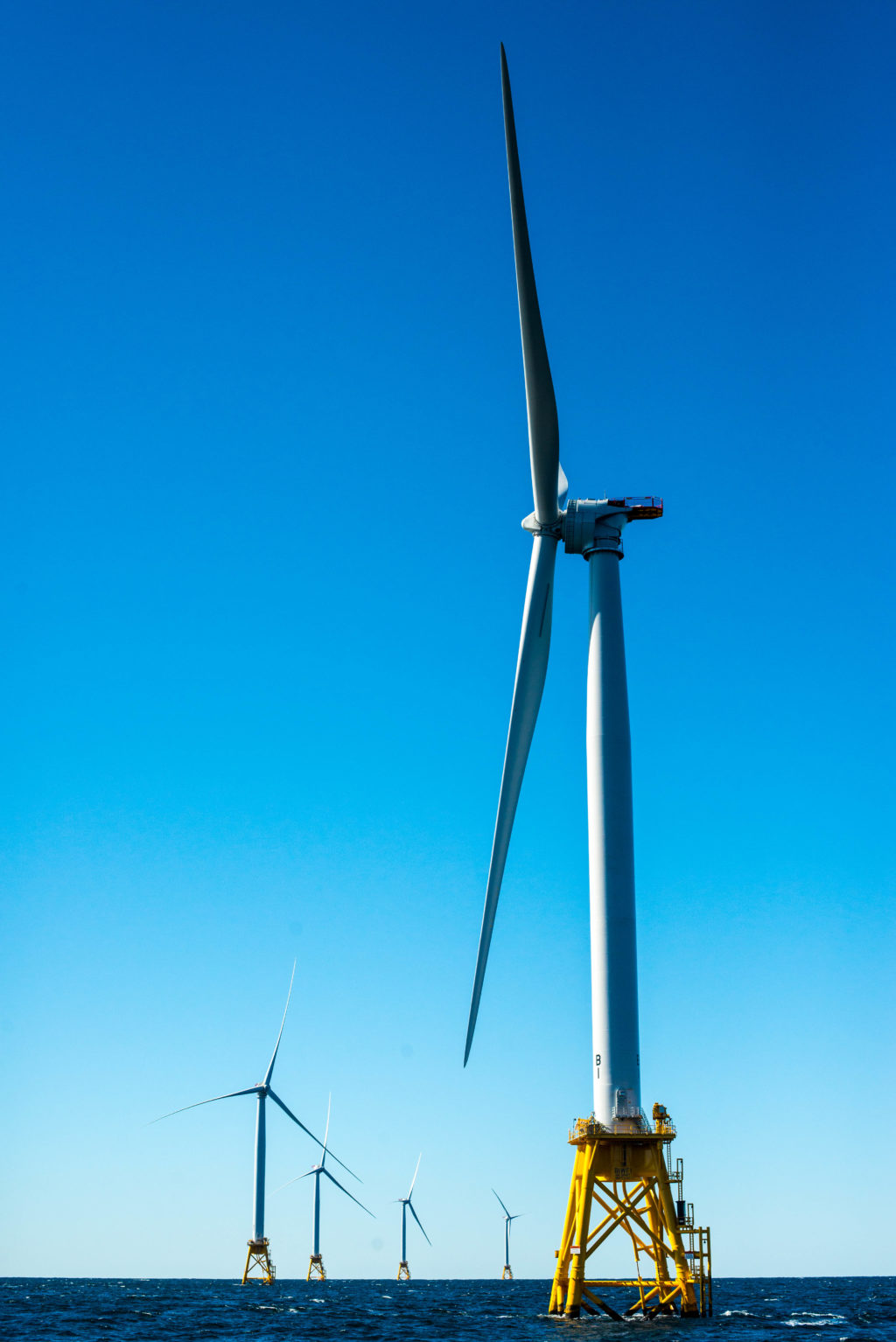 Massachusetts Invites Bids for Nation's Largest Offshore Wind Power ...