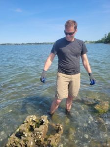 Pilot Oyster Retrofit Installed in the Choptank River - The National ...